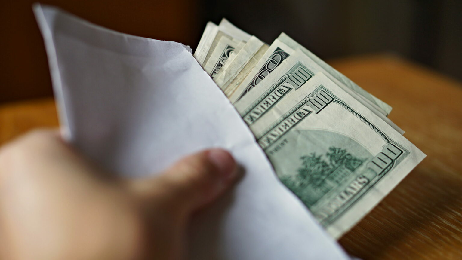 How to Report Counterfeit Banknotes in the US - Keesing